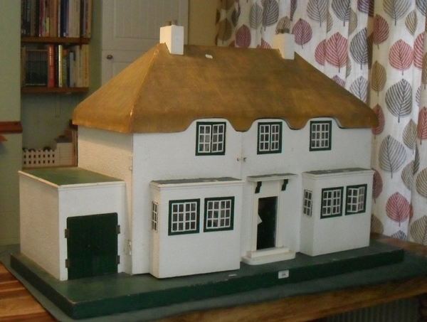 Triang Princess 2 | Shed on the Pond