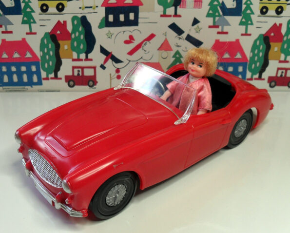 Jenny's Home Car JH80 | Shed on the Pond